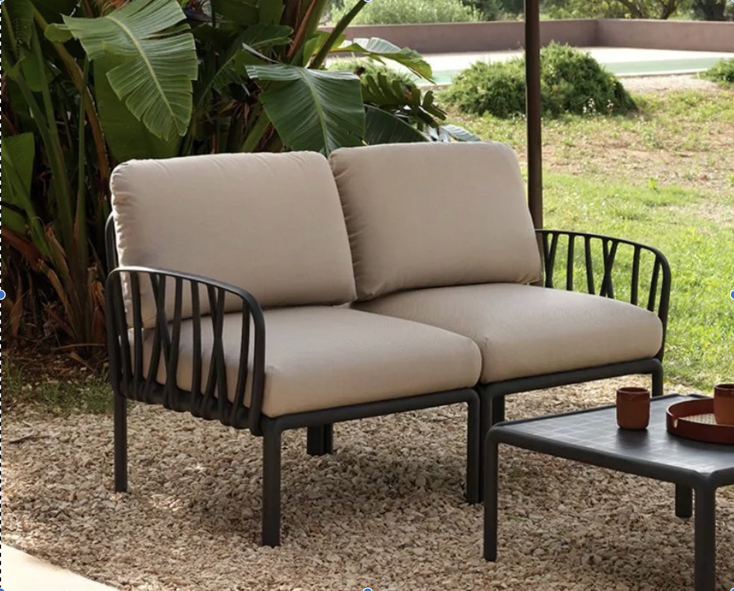 Choosing The Size Of Your Outdoor Furniture Setting - Outdoor Furniture ...