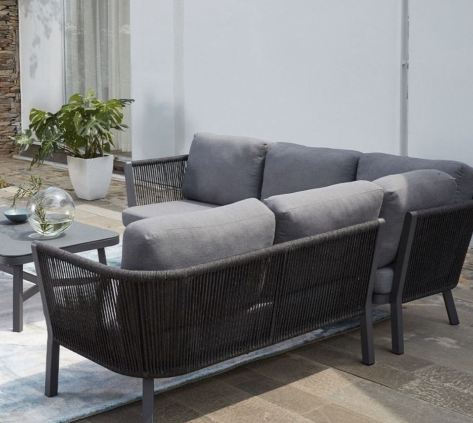 Designing the Perfect Outdoor Lounge in Your Sydney Home | Outdoor Furniture Ideas - Outdoor ...